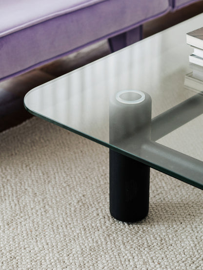 Boundary Table by Massproductions – Really Well Made